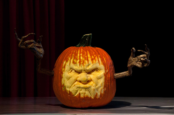 Funky Pumpkin Carvings by Ray Villafane | Ideas for Home Garden Bedroom ...